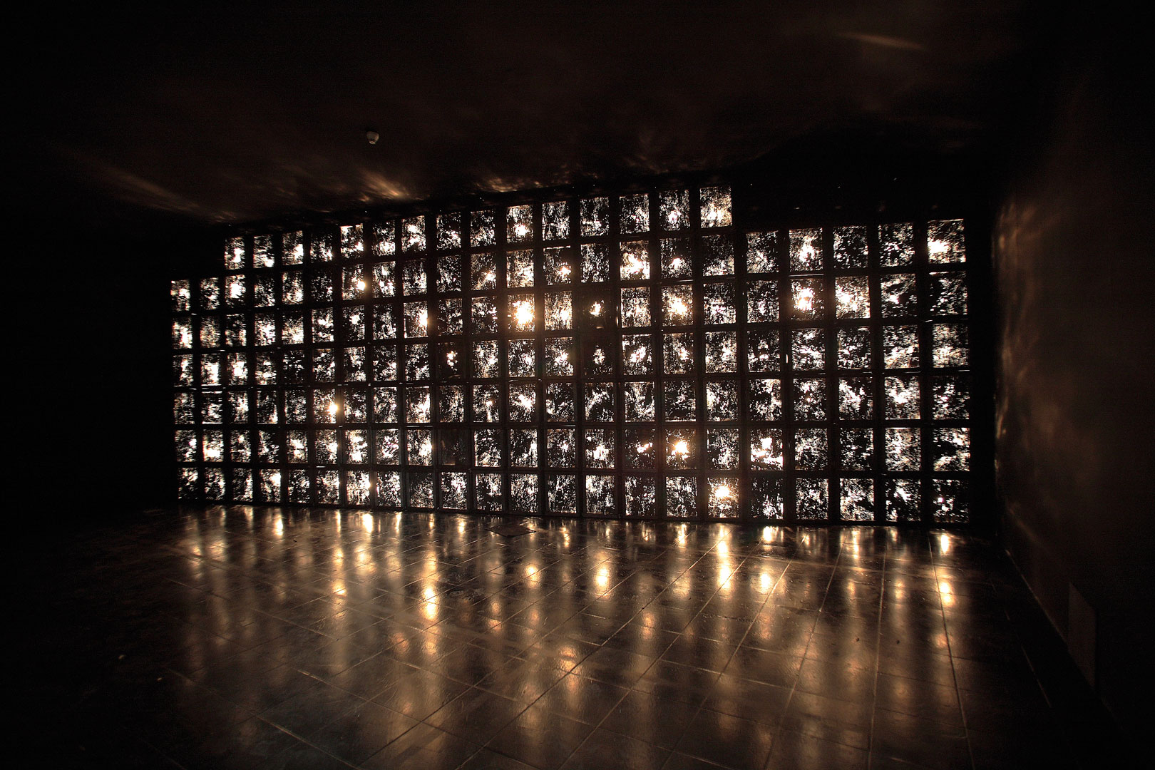 Leonardo Drew: Artwork Survey: 2000s | Art21
